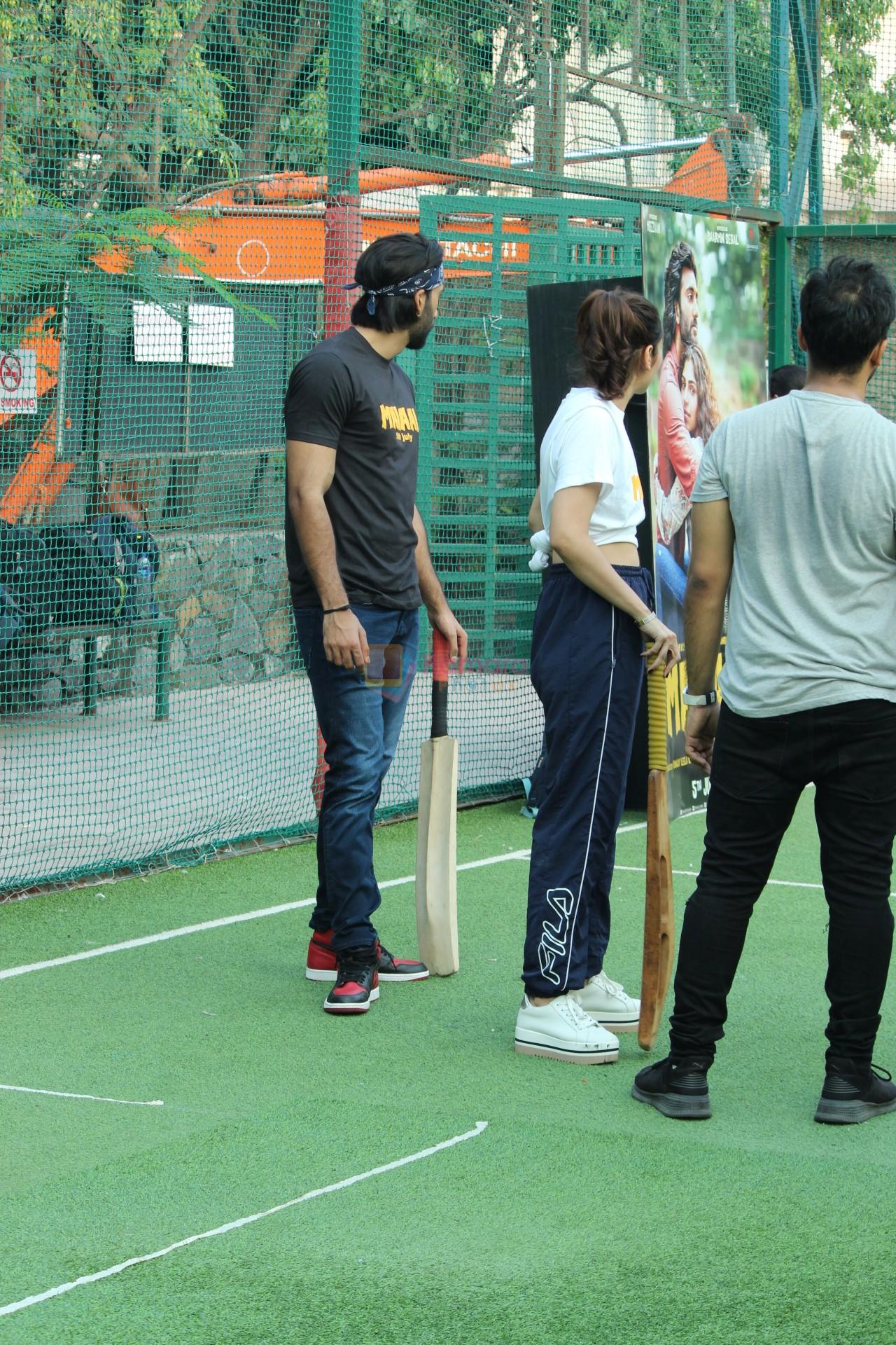 Meezaan Team vs Sharmin Segal Team Play an Friendly Cricket Match with Media People on 21st June ...